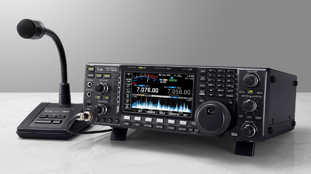 ICOM IC-7600-ic-7600.jpg